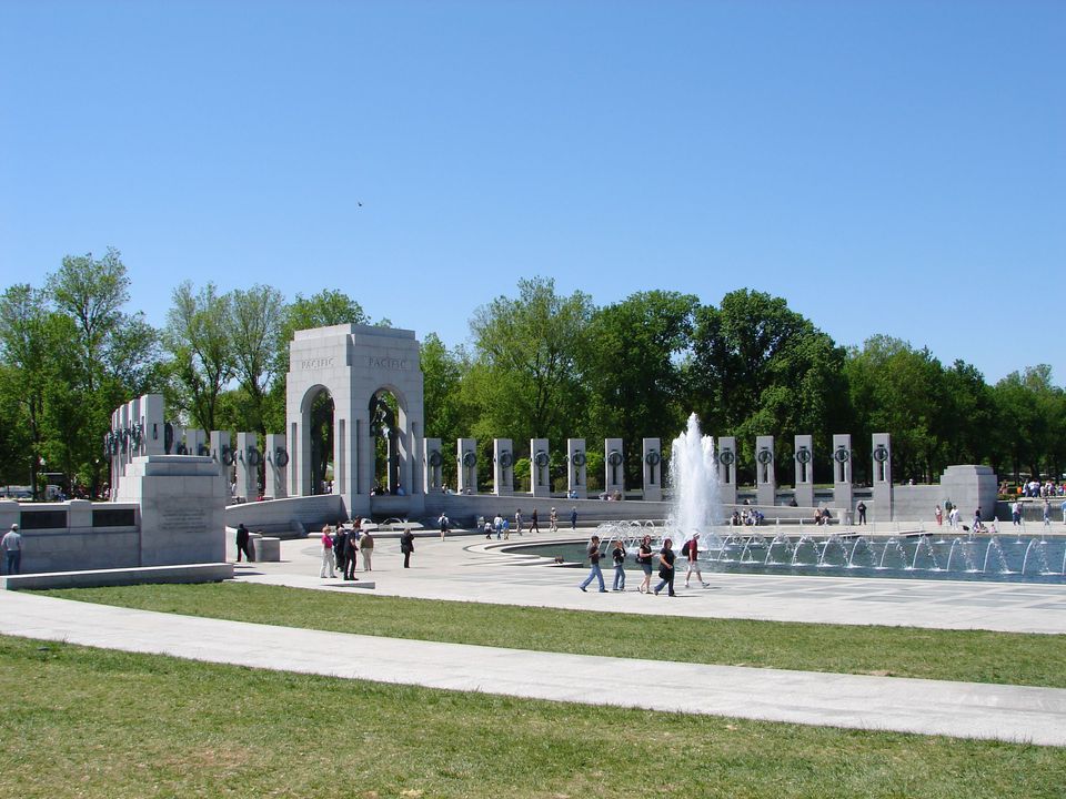 Washington Monument Admission with Morning City Narrated Bus Tour - DC ...